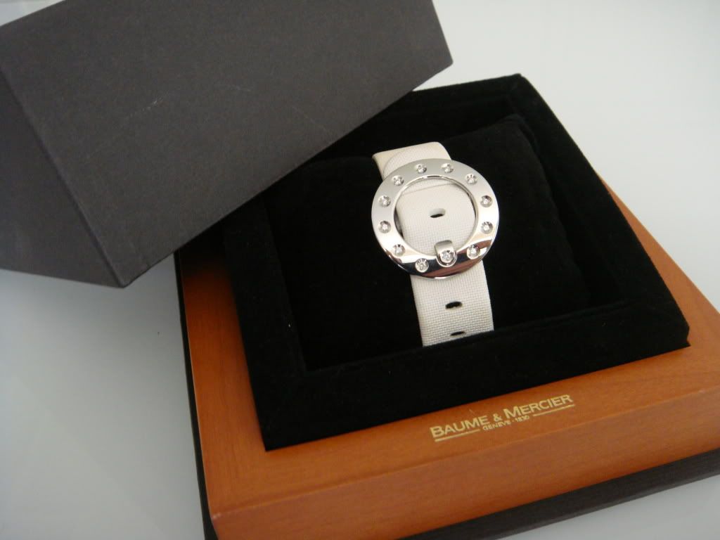 Coin des Affaires - Baume & Mercier "Vice-Versa" 12 diamants