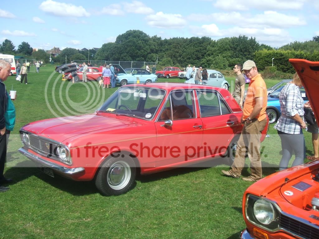 Local show | Retro Rides
