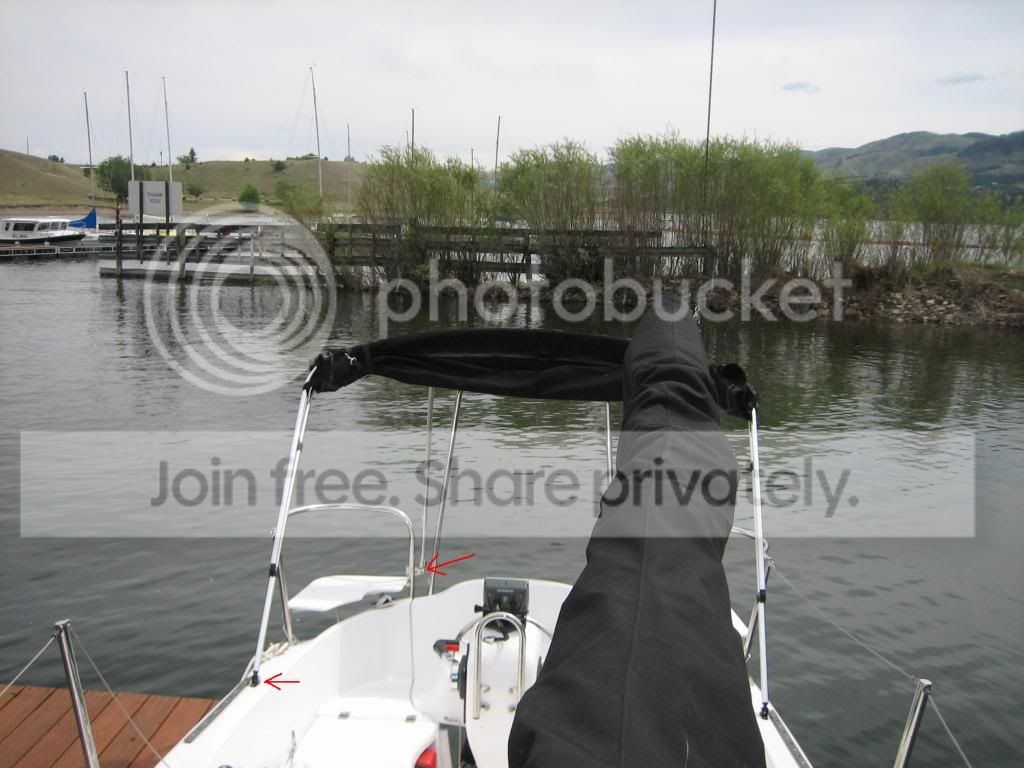 Stern Rail Seats with Bimini - MacGregorSailors.com