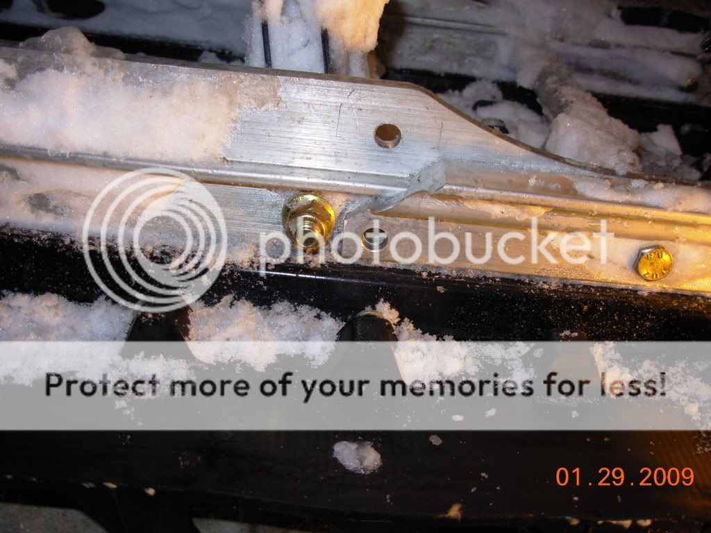 Rear pivot arm bolt broke twice | Ski-Doo Snowmobiles Forum